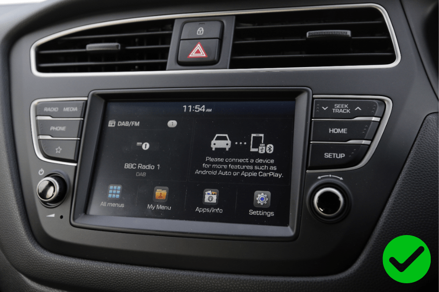 Hyundai i20 2018–2020 Pioneer 9" Fitting Kit Camera | InCarTec